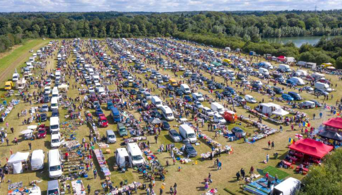 Car Boot Sales Birmingham Sutton Coldfield Belfry, Bassetts Pole
